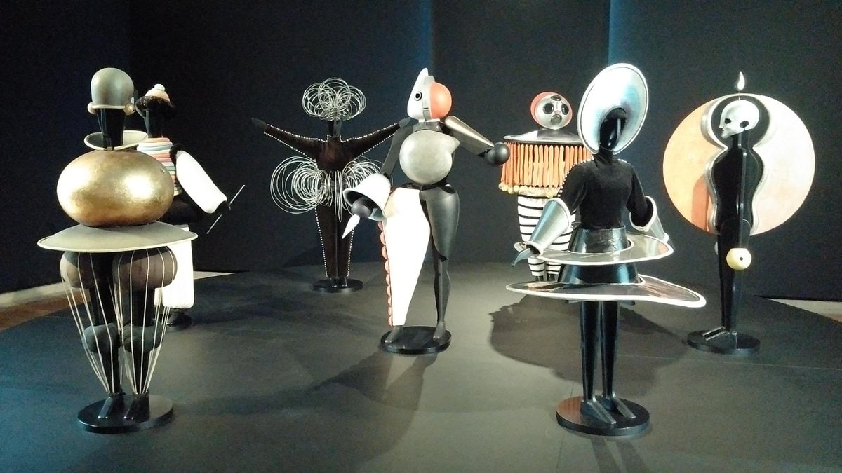 EL BALLET TRIÁDICO: UNA CREACIÓN DE OSKAR SCHELMMER