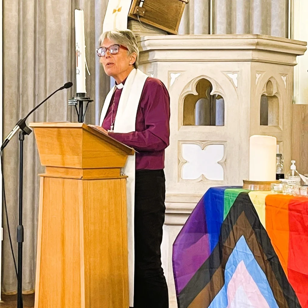 Cherry Vann: La primera arzobispa LGBTQ+ del Reino Unido